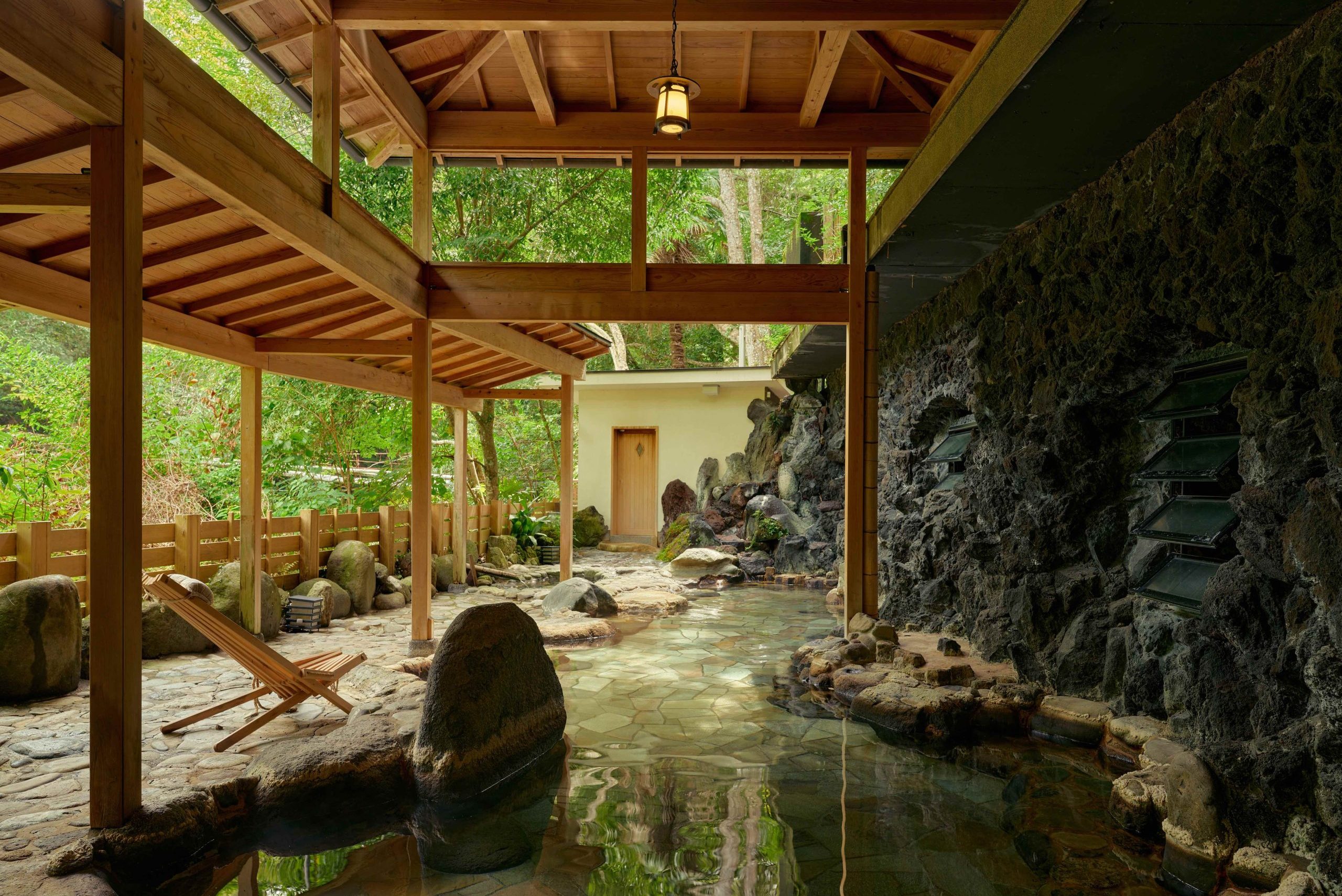 Where to shower or bathe and do laundry? - Wiki | Camp in Japan